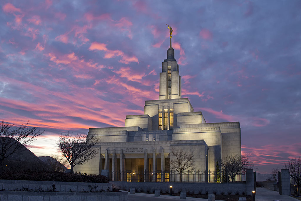 Draper Temple at Sunset | K. Bradley Washburn Art & Design