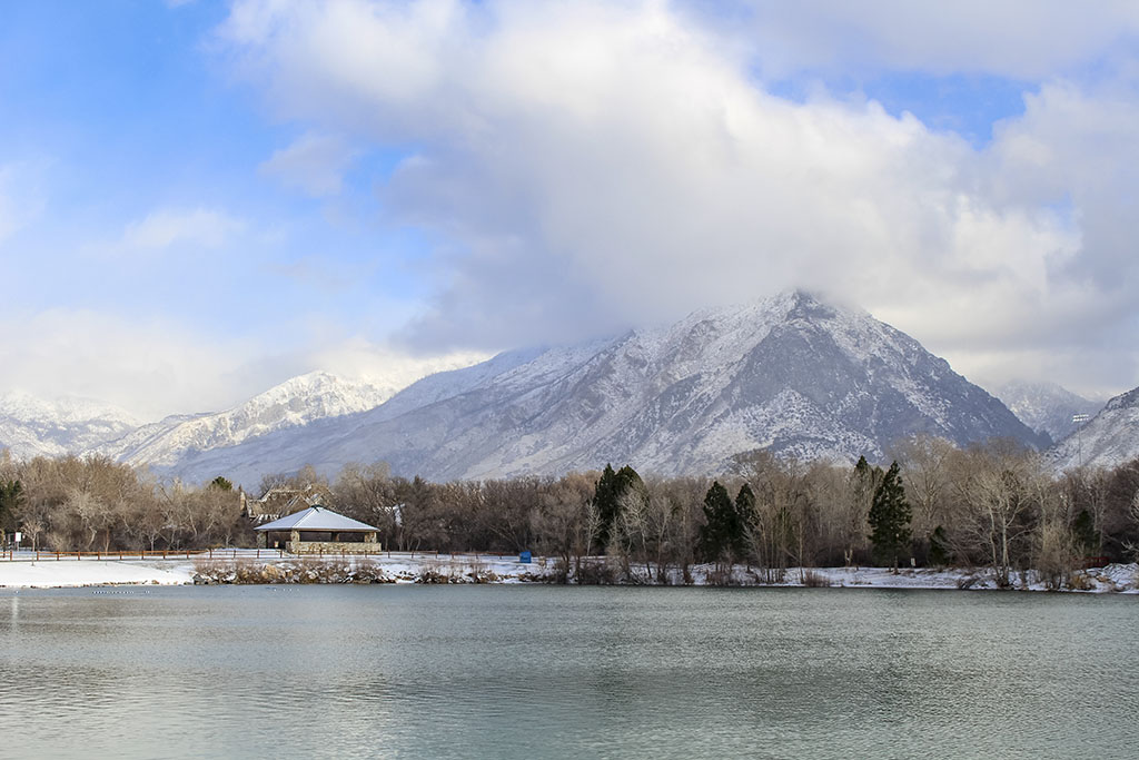 Highland Glen Park in December | K. Bradley Washburn Art & Design